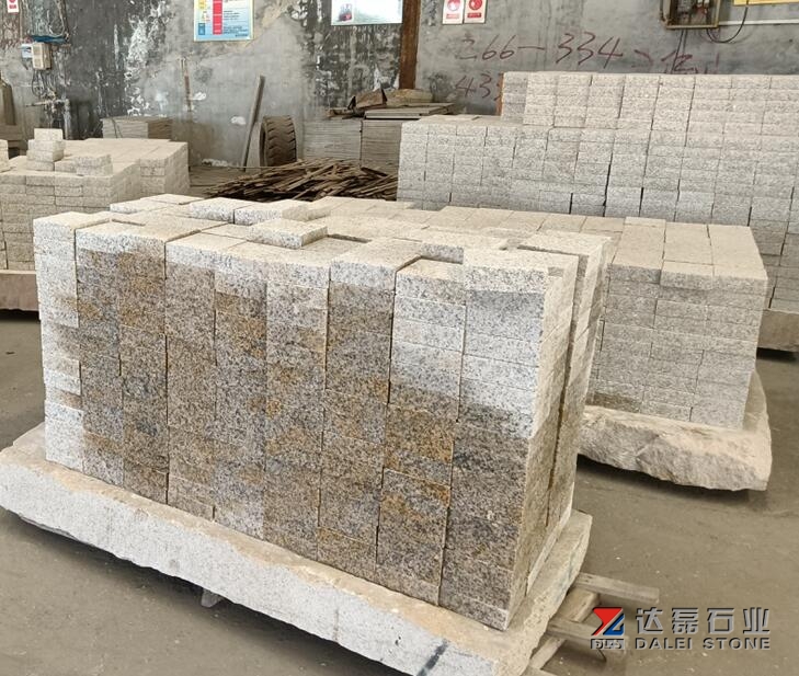 Sunset Gold Granite Yellow Rusty G682 Granite Cube Stone Bush Hammered